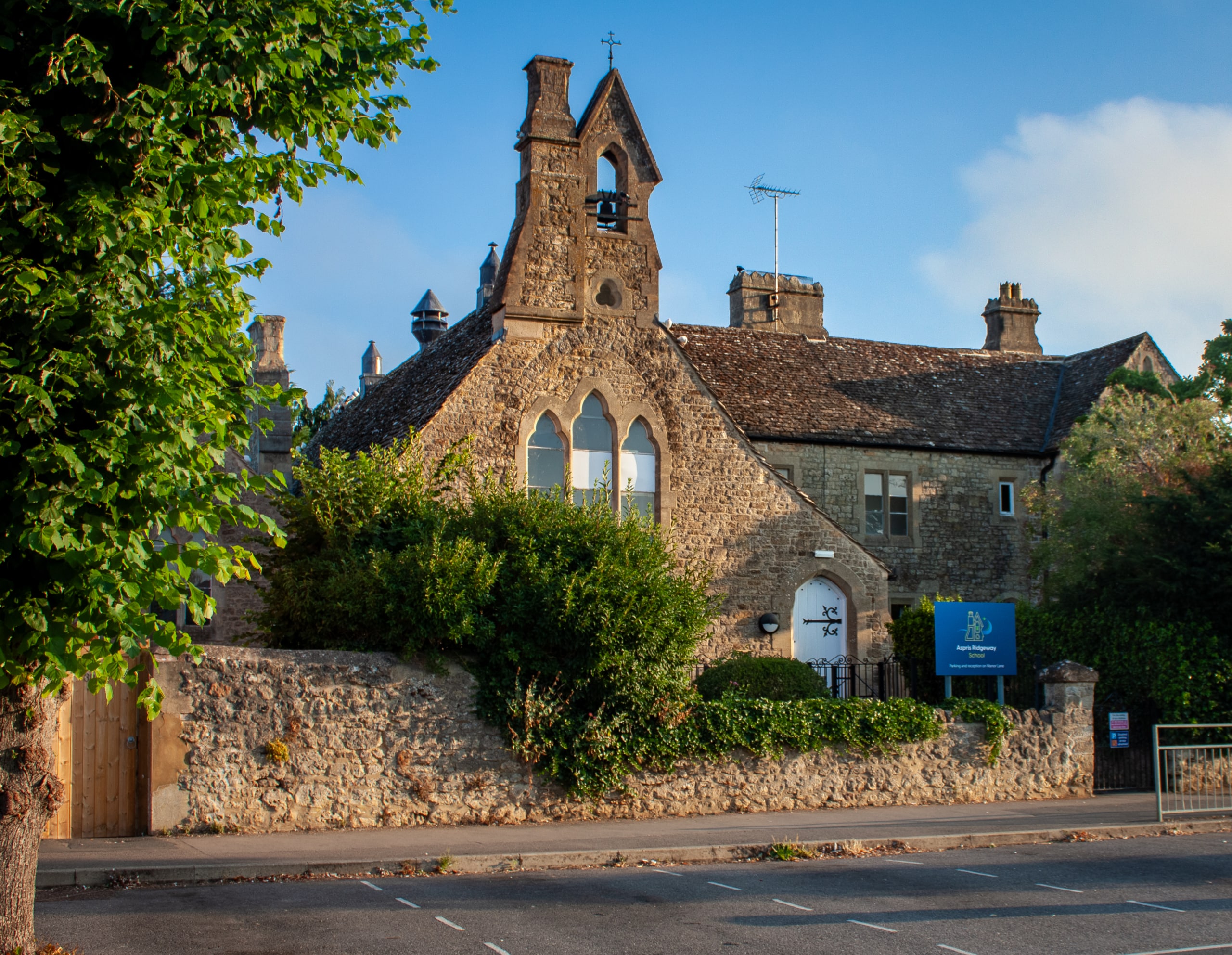 Homepage - Aspris Ridgeway School